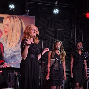 CAMPUS JAX - Updated December 2025 - 371 Photos & 447 Reviews - 3950 Campus Dr, Newport Beach ...