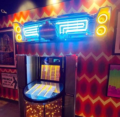 MAGGIE’S RUMBLE ROOM - 16 Photos & 10 Reviews - 1430 2nd Ave, Des ...