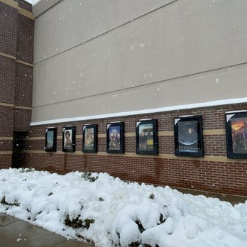 AMC HIGHLANDS RANCH 24 - Updated October 2024 - 56 Photos & 115 Reviews ...