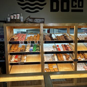 SLODOCO DONUTS - Updated July 2024 - 1458 Photos & 1272 Reviews - 793 E ...