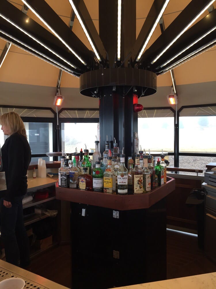 BEECH TREE BAR & GRILLE - Updated July 2025 - 12 Photos - 1007 Beech ...