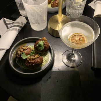 URBAN OAK RALEIGH - Updated January 2026 - 53 Photos & 27 Reviews - 200 ...