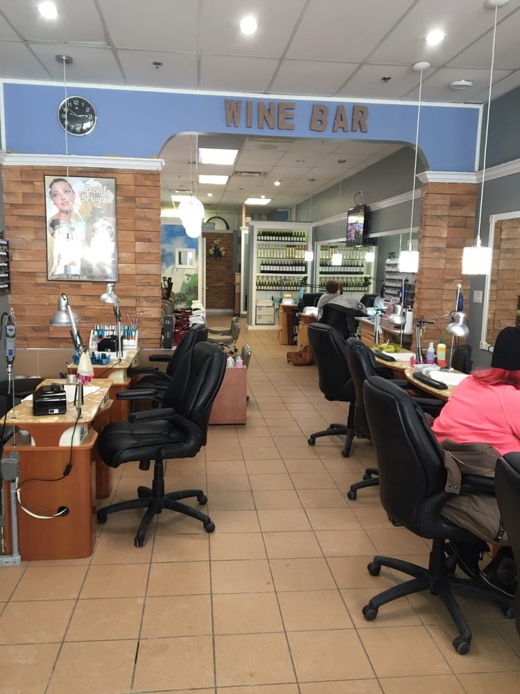 HOT NAILS SALON & SPA - Updated June 2026 - 395 Wellington Road S ...