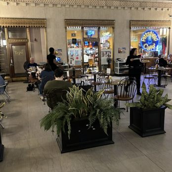 PITTSFIELD CAFE - Updated March 2025 - 677 Photos & 870 Reviews - 55 E ...