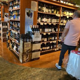 DORIS ITALIAN MARKET & BAKERY - Updated July 2025 - 275 Photos & 186 ...