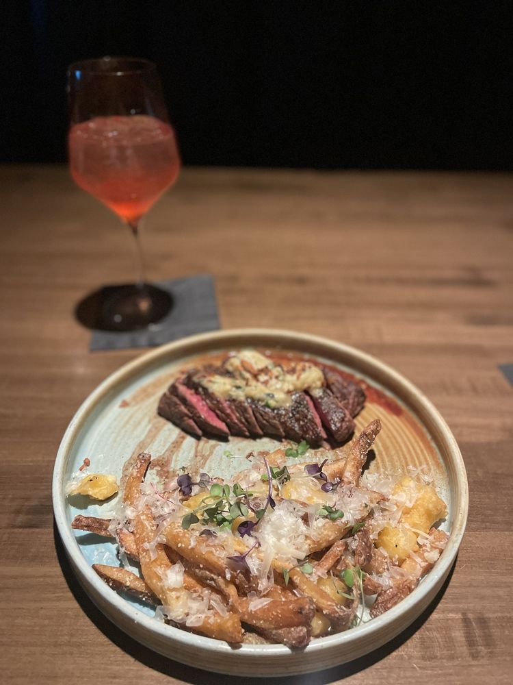 ENTOURAGE - Updated August 2024 - 296 Photos & 139 Reviews - 796 ...