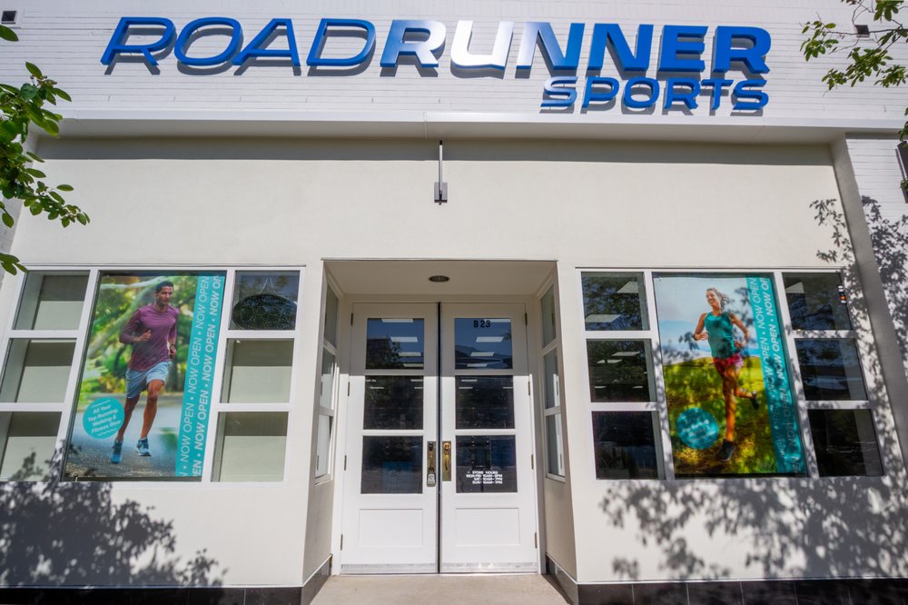 ROAD RUNNER SPORTS - Updated April 2024 - 26 Photos & 19 Reviews - 1101 ...