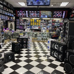 718 AUTO SOUND & SECURITY - 11 Photos - Car Window Tinting - 1572 ...