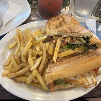 NINI’S CUBAN - Updated January 2026 - 61 Photos & 31 Reviews - 925 ...