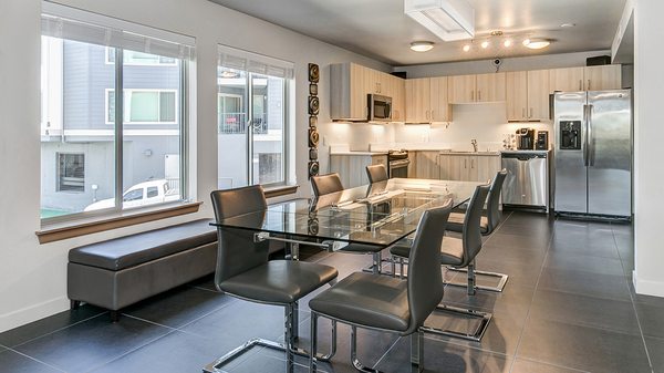 ALTITUDE APARTMENTS - Updated December 2025 - 58 Photos & 50 Reviews ...