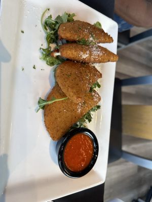 ANTHONY’S LA PIAZZA - Updated December 2025 - 182 Photos & 136 Reviews ...