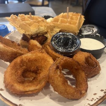 SEPTEMBERS TAPROOM & EATERY - REDLANDS - Updated August 2025 - 574 ...