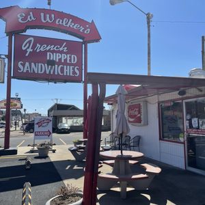 ED WALKER’S DRIVE-IN & RESTAURANT - 104 Photos & 114 Reviews - 1500 ...