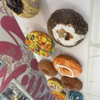 PURVÉ DONUT STOP - Updated December 2025 - 1504 Photos & 452 Reviews ...