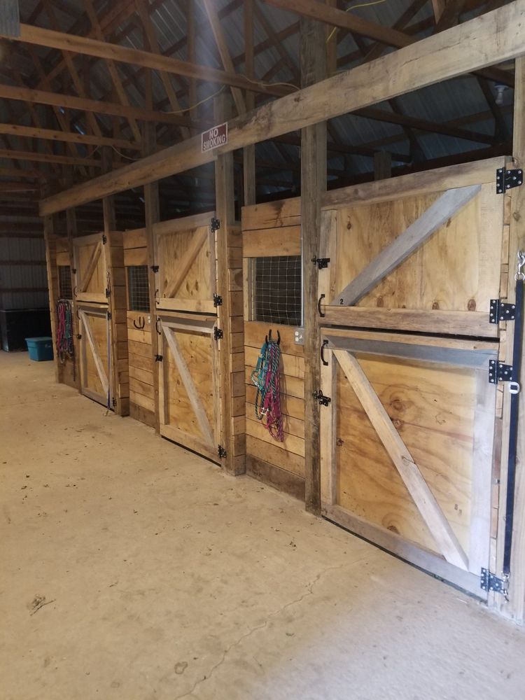 MAREK SADDLE UP STABLES - Updated June 2025 - 6715 S Chandler Rd, Saint ...