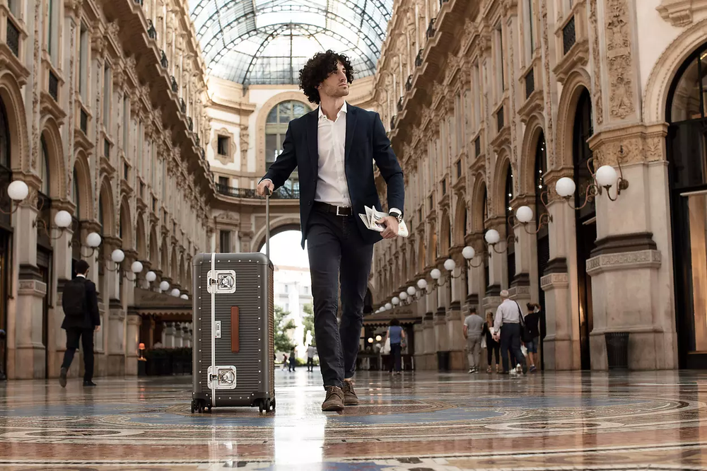 SQUARE LUGGAGE - Updated December 2025 - 200 Photos & 56 Reviews - 19 ...