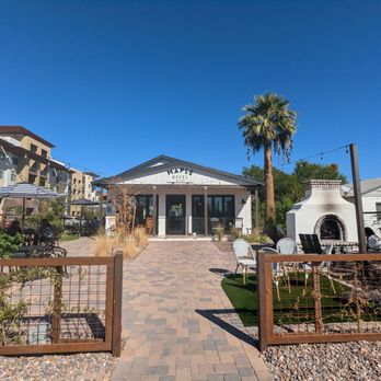 MAPLE HOUSE - Updated April 2025 - 321 Photos & 205 Reviews - 198 W ...