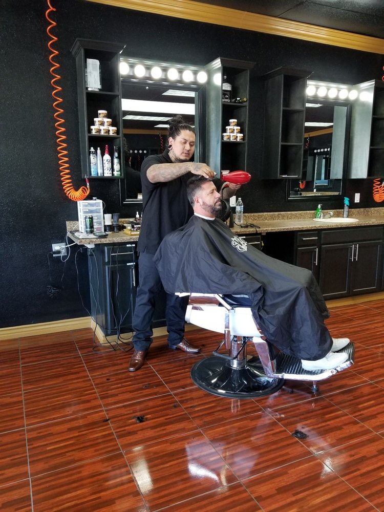 MOST WANTED BARBERS - 38 Photos & 97 Reviews - 3474 E Orangethorpe Ave ...