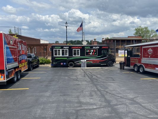 RAGAZZI PIZZA - Updated September 2025 - 28 Photos - Wentzville ...