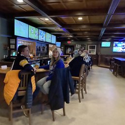 THE UNDERPASS BAR AND GRILL - Updated December 2025 - 56 Photos & 42 ...