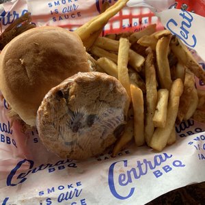 CENTRAL BBQ - 1998 Photos & 2152 Reviews - 147 E Butler Ave, Memphis ...