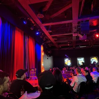 COMEDY CELLAR - Updated October 2024 - 283 Photos & 1302 Reviews - 117 ...