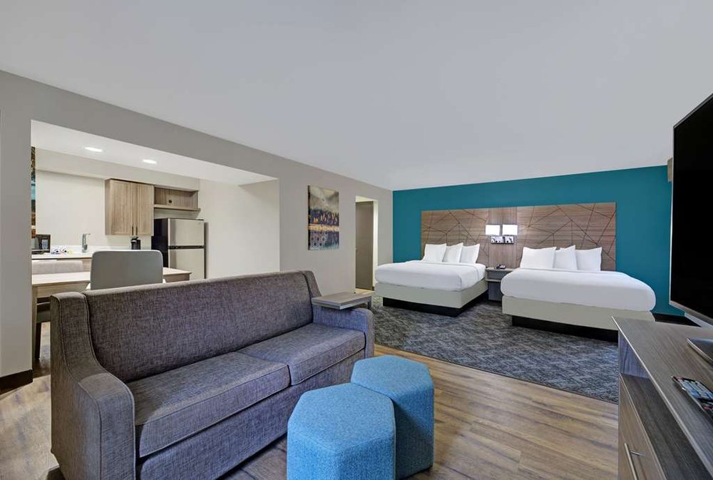 BEST WESTERN FISHKILL INN & SUITES - 39 Photos - 14 Schuyler Blvd ...