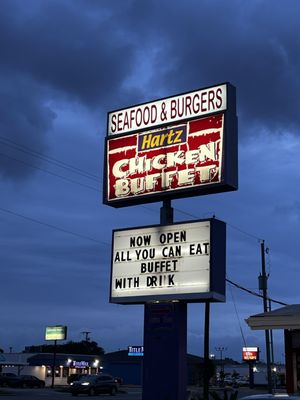 HARTZ CHICKEN BUFFET - Updated September 2025 - 24 Photos & 22 Reviews ...