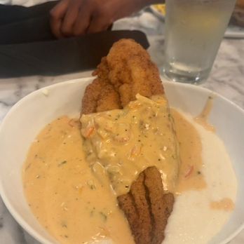 THE HONEY HOLE - Updated December 2024 - 591 Photos & 522 Reviews ...