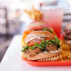 EARTH BURGER - Updated May 2024 - 432 Photos & 624 Reviews - 818 NW ...