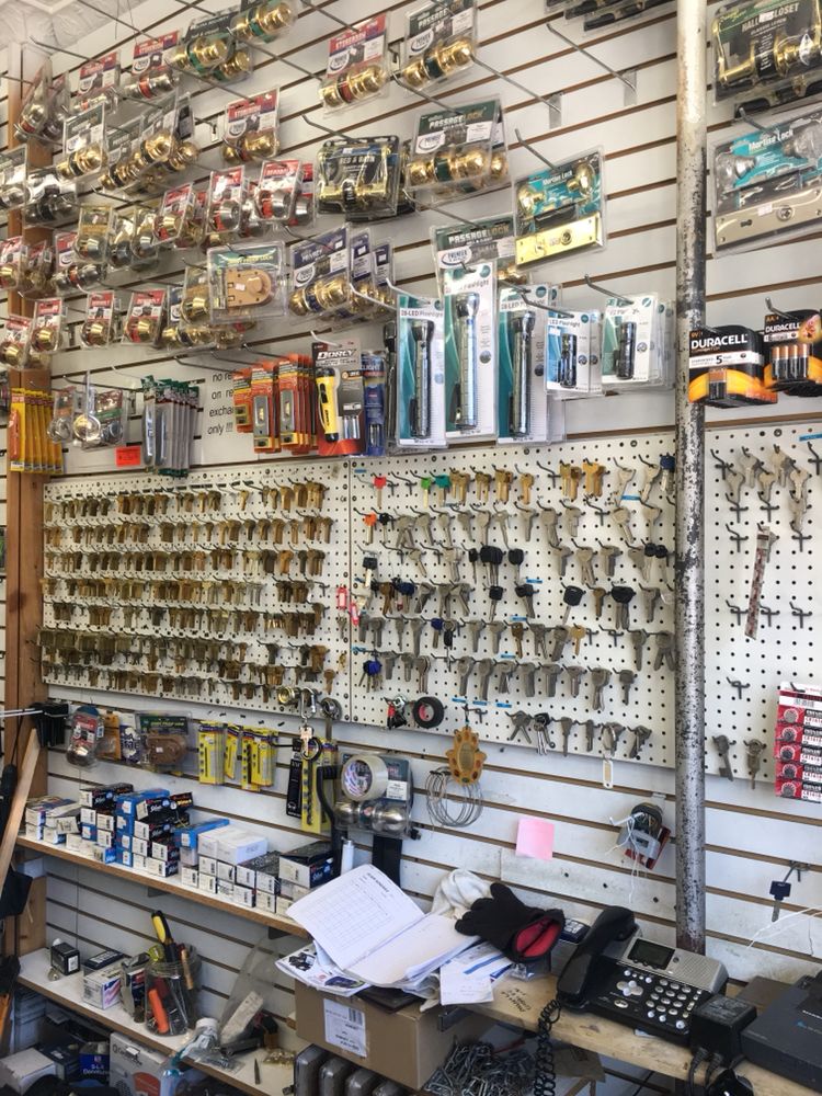 EMERGENCY USA LOCKSMITH - Updated October 2025 - 112 Photos - 16225 ...