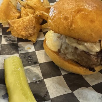 WICKED WARREN’S - Updated October 2025 - 97 Photos & 31 Reviews - 119 W ...