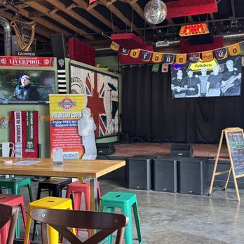 THE COMMONWEALTH PUB - Updated December 2025 - 30 SW Century Dr, Bend ...