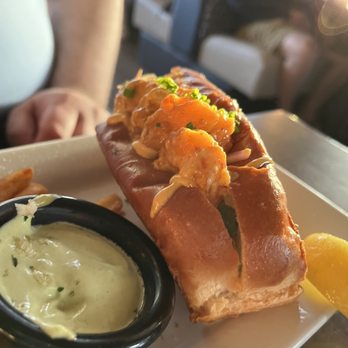 DEMETRIS WOODSTONE TAVERNA - Updated April 2025 - 608 Photos & 659 ...