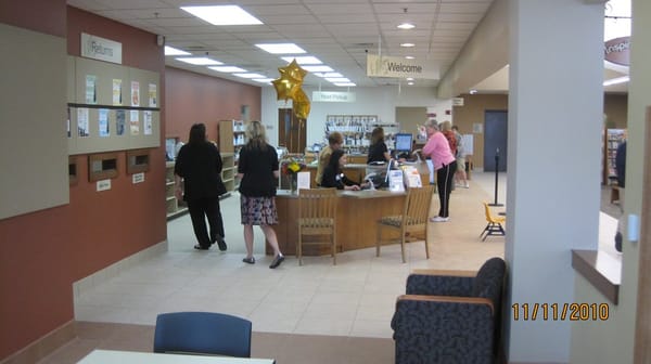 INDIAN PRAIRIE PUBLIC LIBRARY - Updated November 2025 - 21 Photos & 23 ...