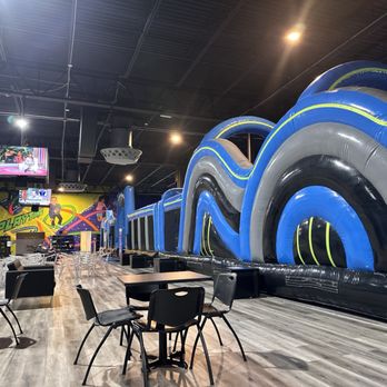 TKT PLAYTIME INFLATA PARK - Updated October 2025 - 38 Photos - 4060 ...