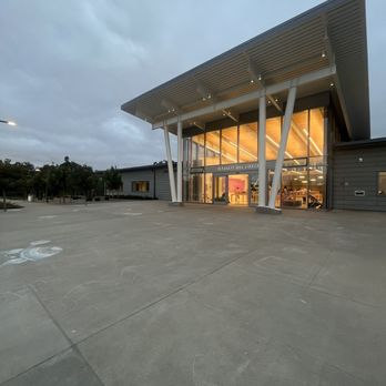 PLEASANT HILL LIBRARY - Updated January 2025 - 45 Photos & 80 Reviews ...
