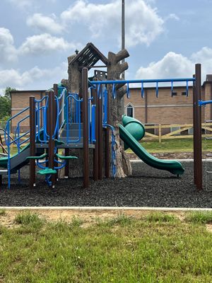 MOSBY PARK AND POOL - Updated November 2025 - 12 Photos - 150 Shepard ...