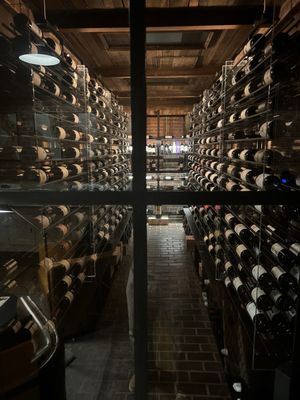 ARMOUR HOUSE - Updated December 2025 - 152 Photos & 68 Reviews - 2309 ...