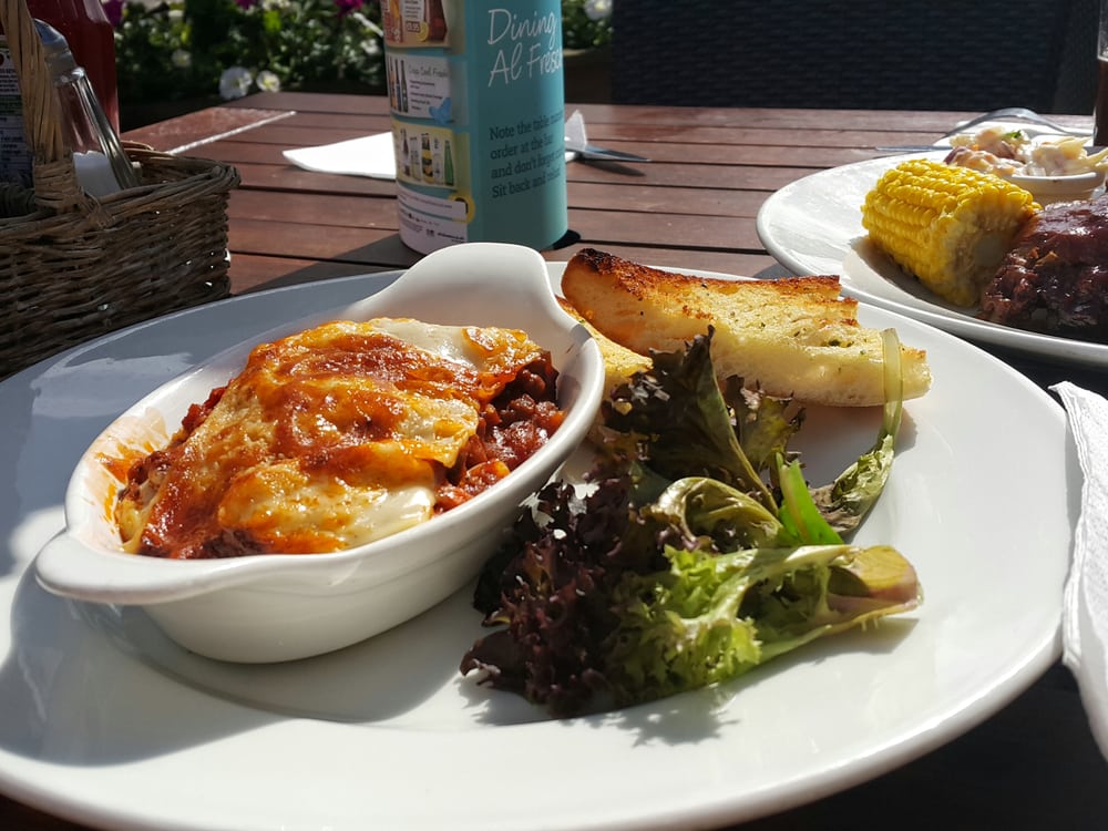 THE BARLEY MOW - Updated August 2025 - Priory Square, Studley ...