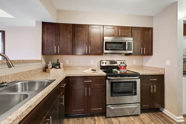 TIMBERLAWN CRESCENT - Updated December 2025 - 10 Photos - 5707 ...