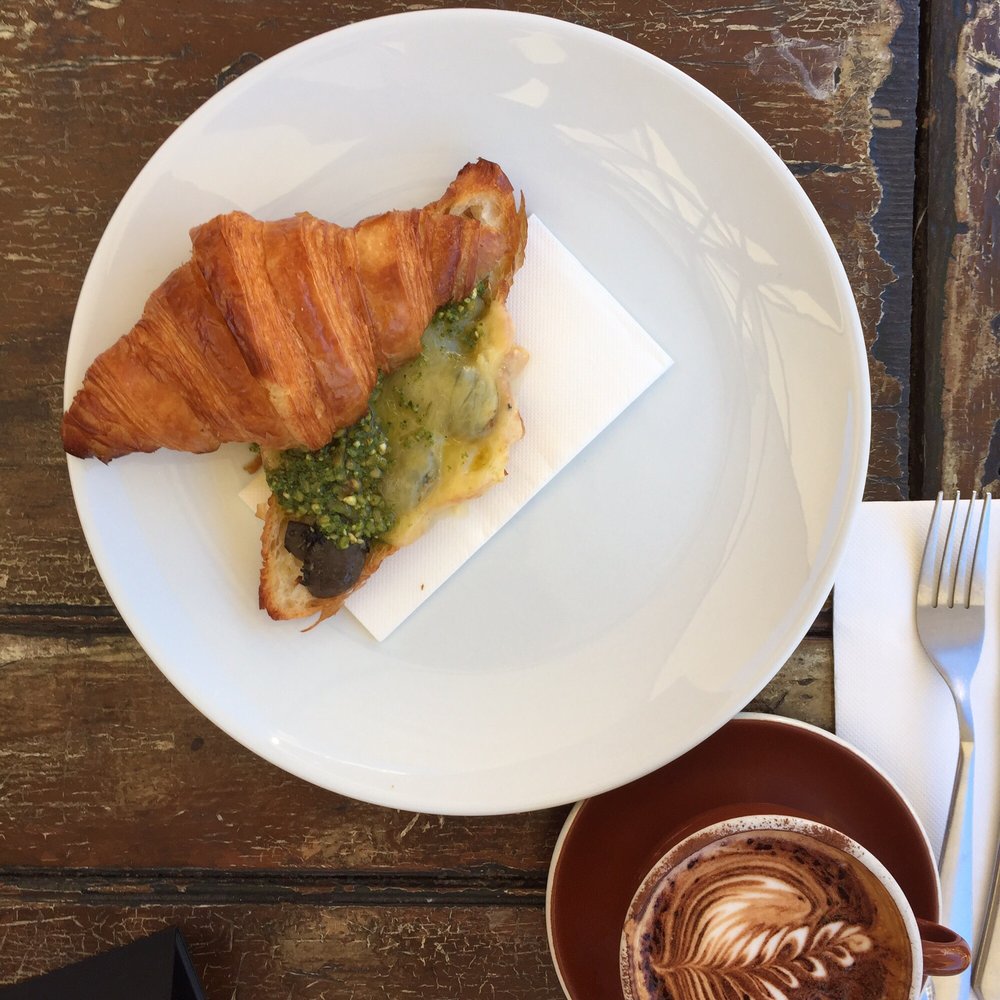 ELCEED - Updated July 2025 - 17 Photos - 610 Queensberry St, North ...