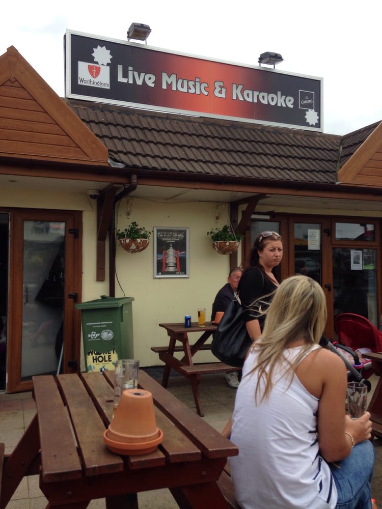 KRACKERS BAR & DINER - Updated July 2025 - Somset, Somerset, United ...