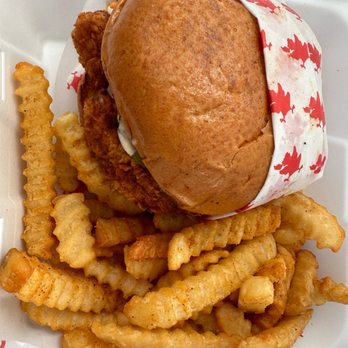 RICKY’S HOT CHICKEN - 717 Photos & 683 Reviews - 100 S Central Expy ...