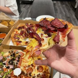 REDWOOD PIZZA AND WINGS - DUARTE - Updated March 2025 - 141 Photos ...