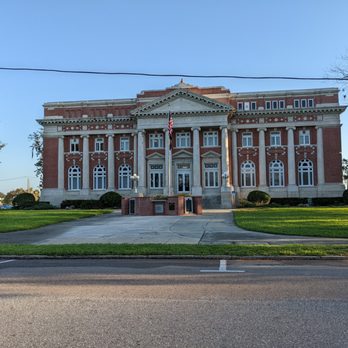 DESOTO COUNTY COURTHOUSE - Updated November 2025 - 115 E Oak St ...