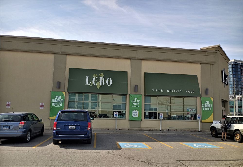 LCBO - Updated May 2026 - 32 Photos - 8783 Yonge Street, Richmond Hill ...