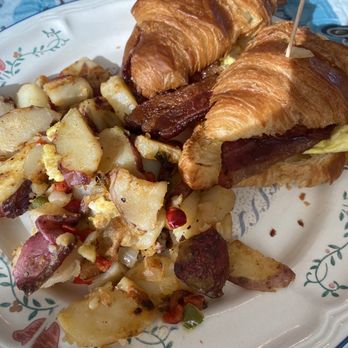 THE CUP CAFE - Updated April 2024 - 766 Photos & 761 Reviews - 6770 S ...