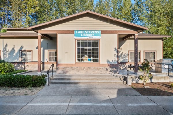 LAKE STEVENS LIBRARY - Updated December 2025 - 28 Photos & 10 Reviews ...