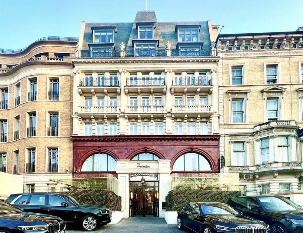 THE WELLESLEY KNIGHTSBRIDGE, A LUXURY COLLECTION HOTEL, LONDON - 38 ...